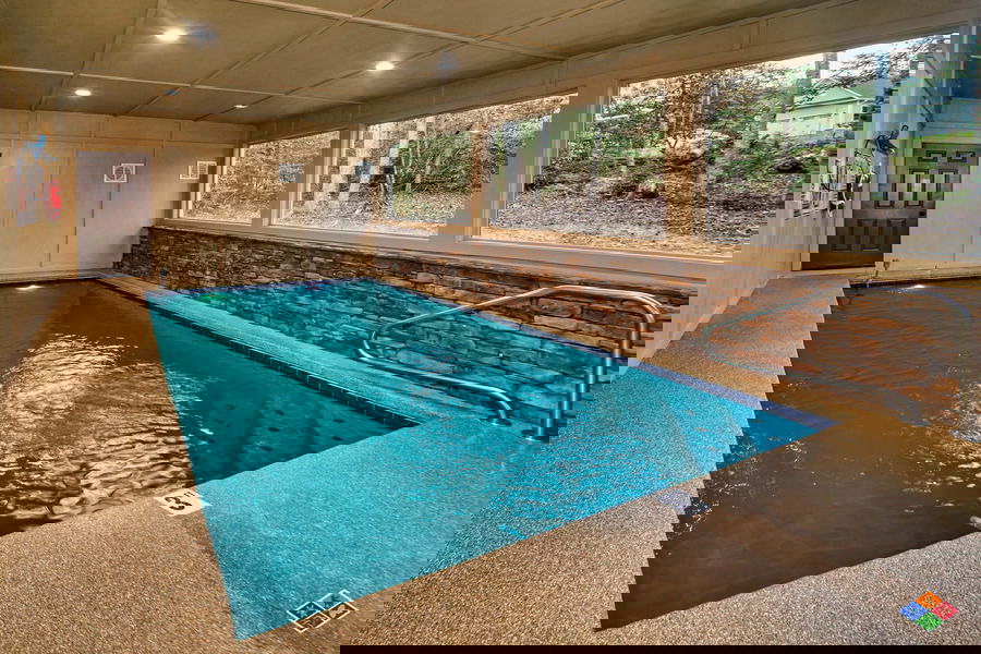 Modern Adventure Splash Cabin