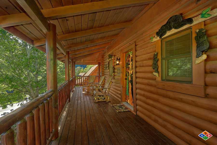 Romantic Cabin with Bonus Loft