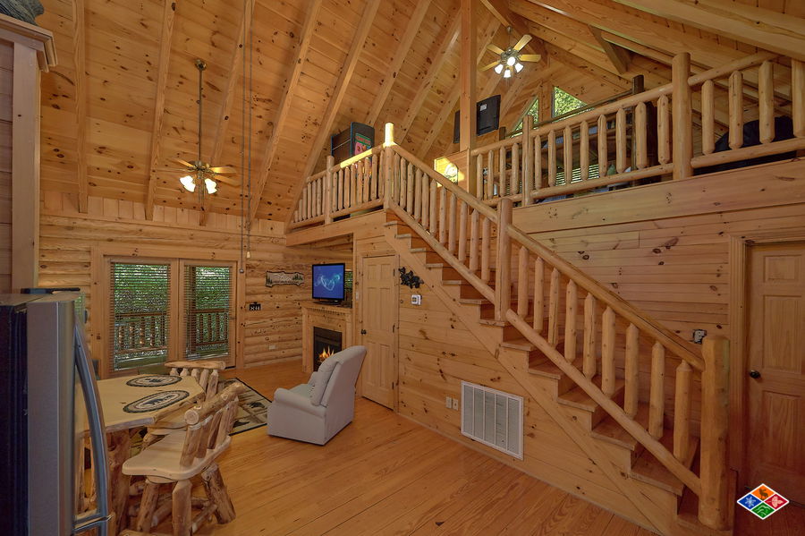 Romantic Cabin with Bonus Loft
