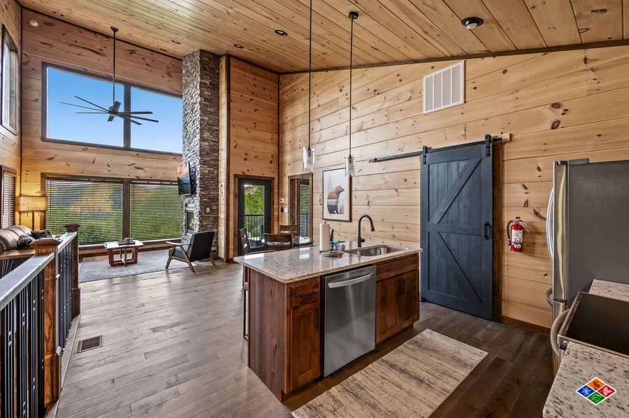 Cedar Hawk Springs Cabin