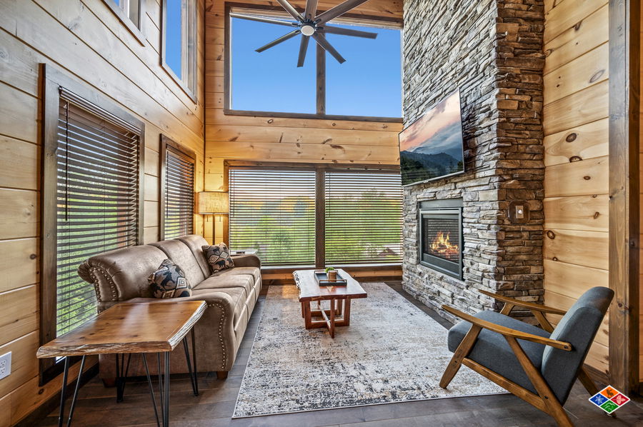 Cedar Hawk Springs Cabin