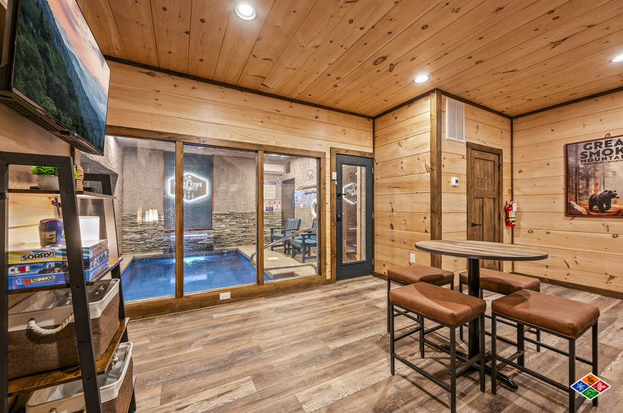 Cedar Hawk Springs Cabin