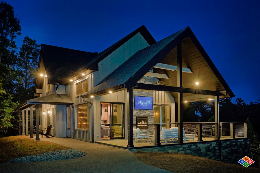 Modern Endless View Cabin