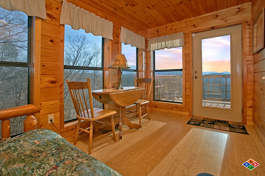 Hawks Ridge - Gatlinburg Cabin - Smoky Mountains