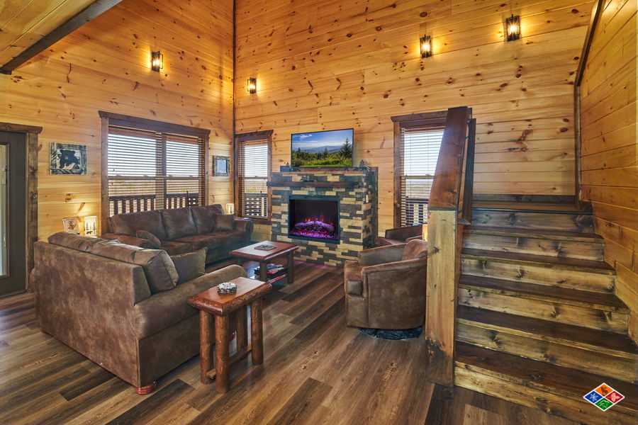 Hop To The Top Cabin