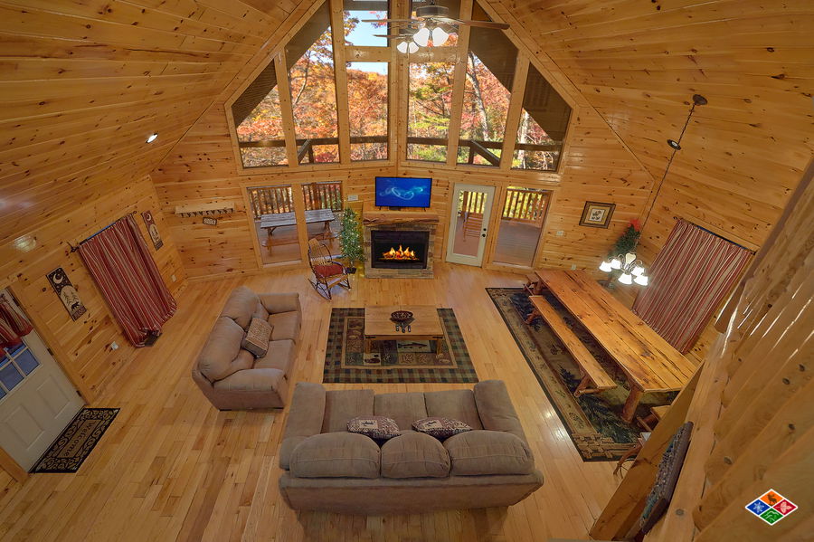 Lazy Daze Lodge - Gatlinburg Cabin - Smoky Mountains