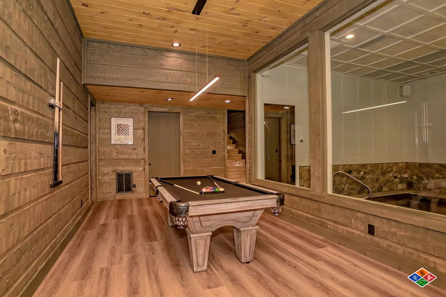 Modern Mountain Majesty Cabin