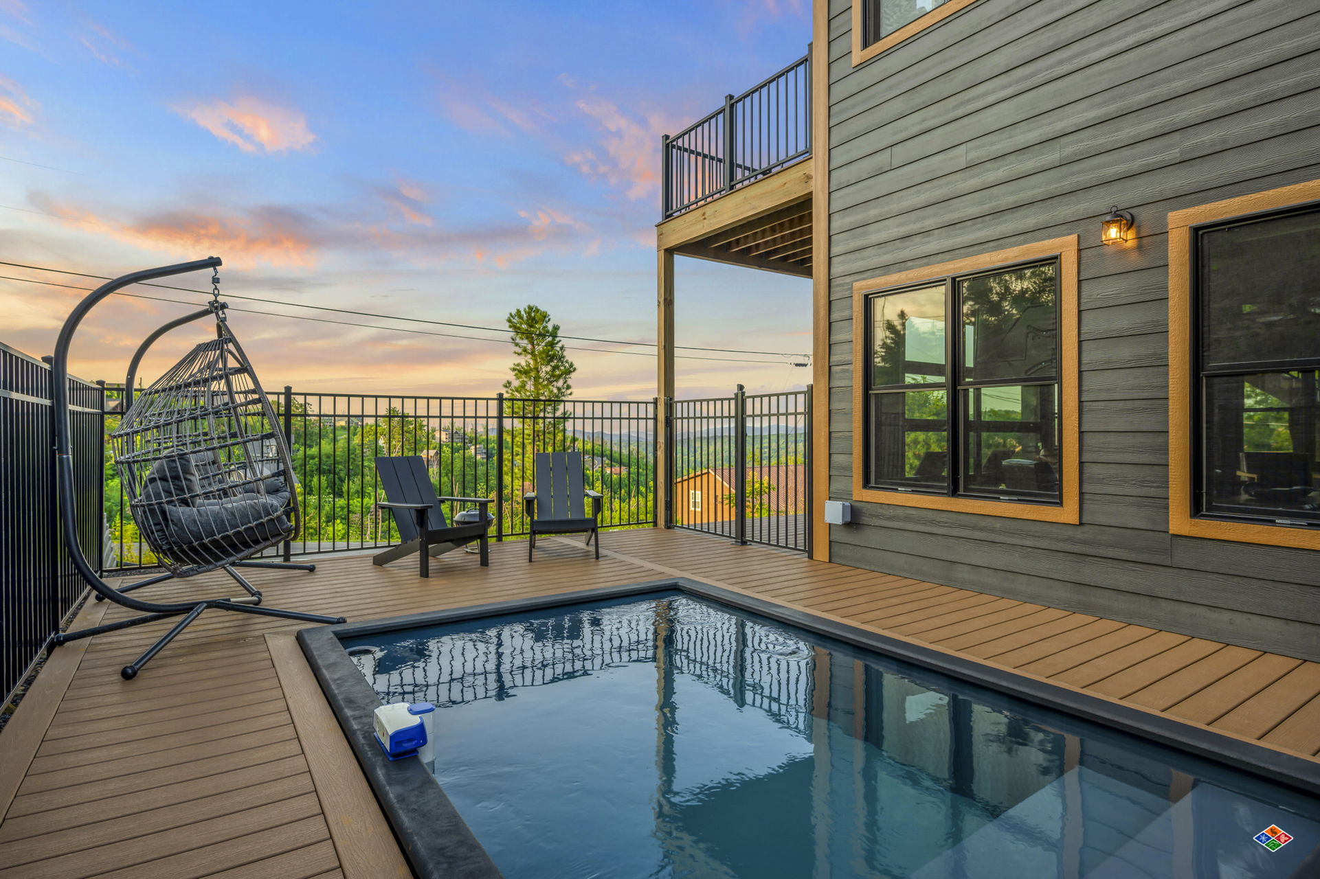 Mountain Mermaid Cabin