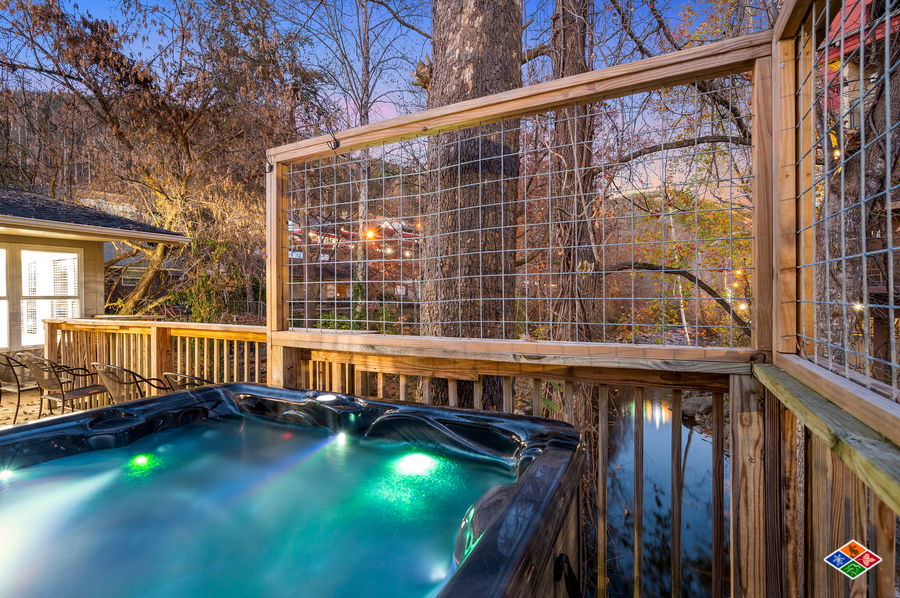 Amazing River Views - Downtown Gatlinburg