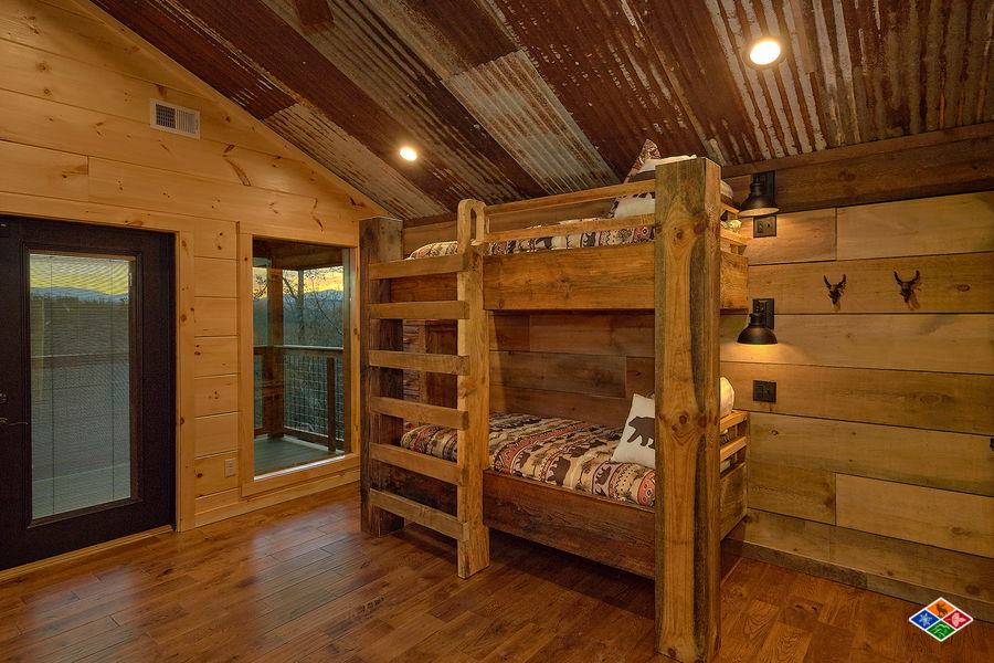 Rustic Ridge – Gatlinburg, TN Vacation | Elk Springs Resort