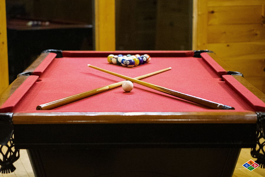 Snuggled Inn - Gatlinburg Cabin - Smoky Mountains