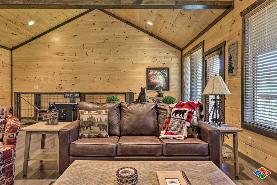 Wanderlust Pool Paradise Cabin