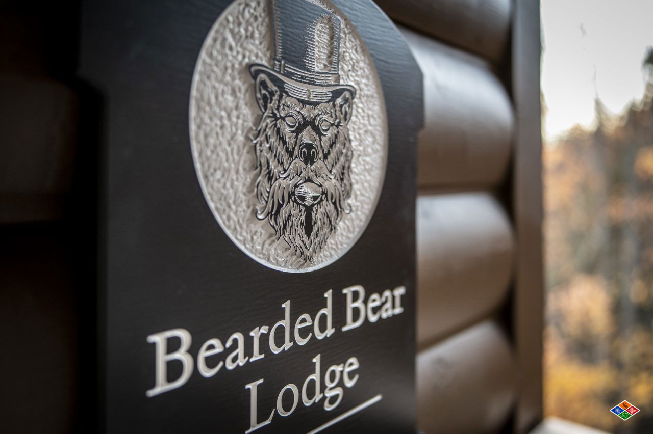 Bearded Bear Lodge Luxury Cabin