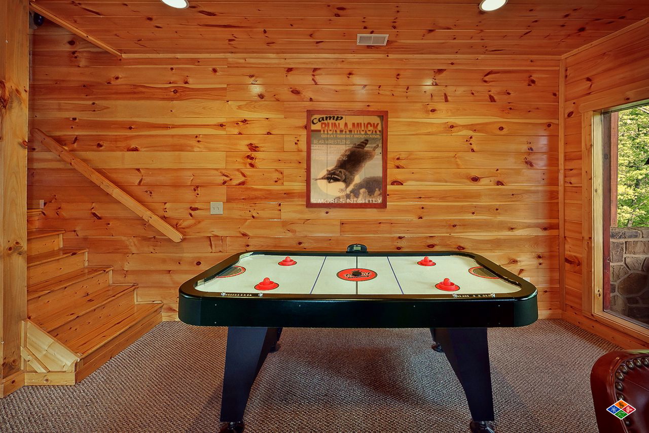 Knotty & Nice - Gatlinburg Cabin - Smoky Mountains