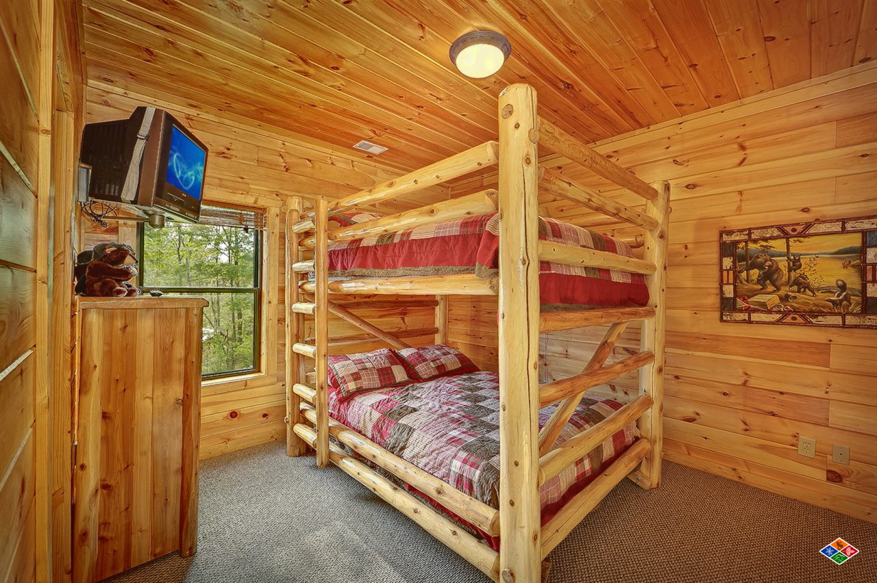 Knotty & Nice - Gatlinburg Cabin - Smoky Mountains