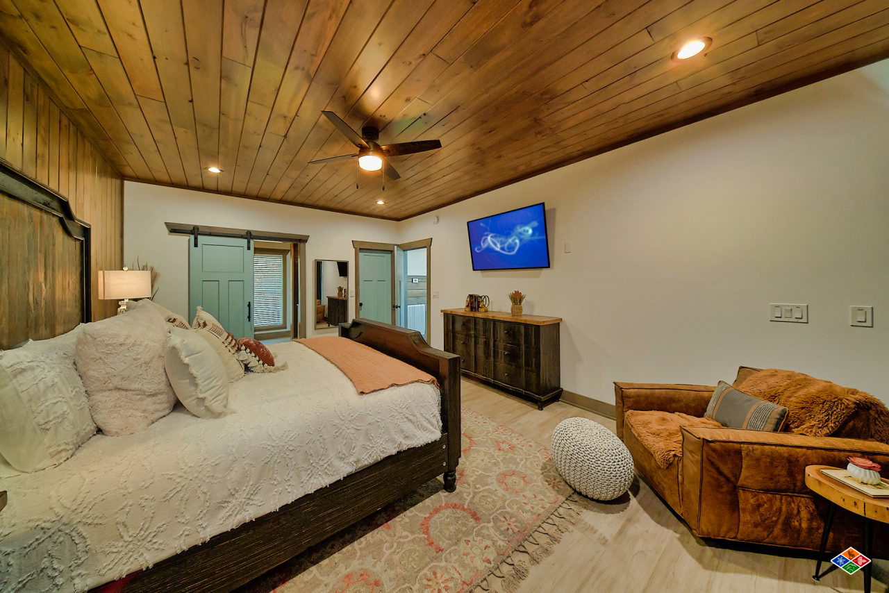 LeConte Luxury Lodge - Unbelievable Mountain Views