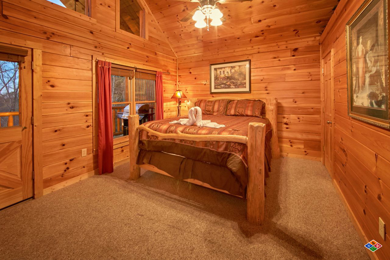 Splish Splash - Sevierville Cabin - Smoky Mountains
