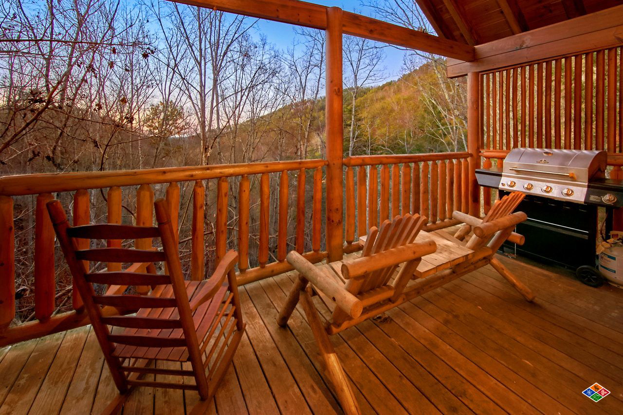 Splish Splash - Sevierville Cabin - Smoky Mountains